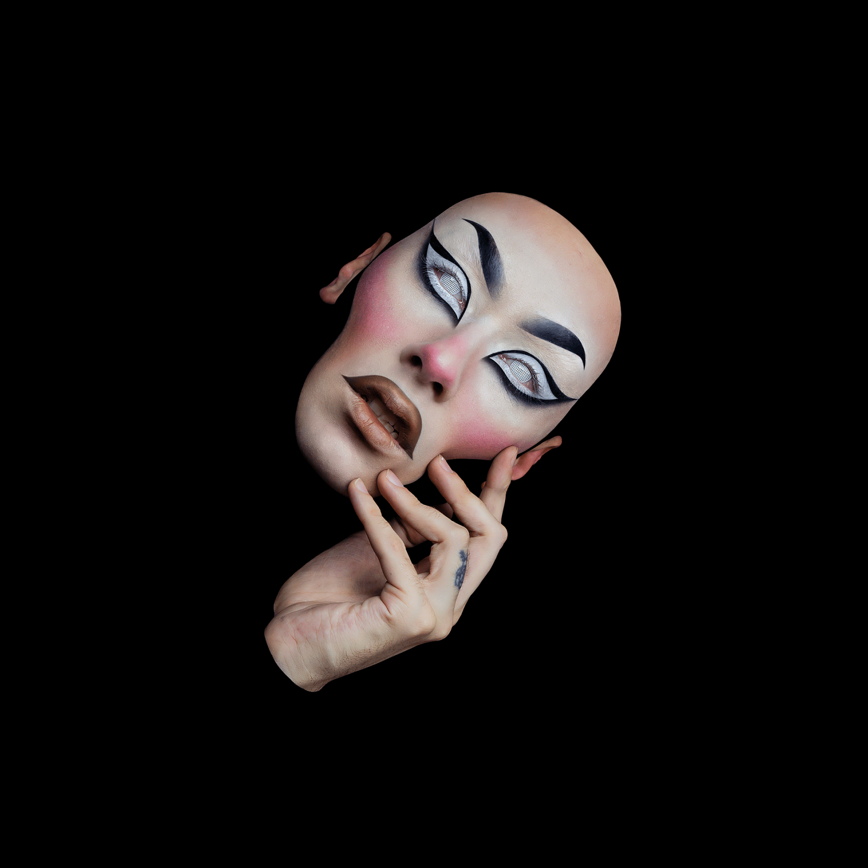 CYA!面具彩妆人像-欧莱凯设计网